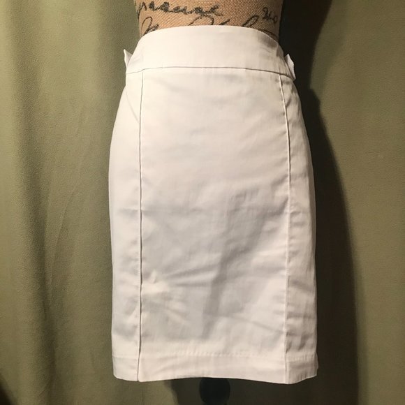 bebe | Skirts | Mini Skirt White Zipper On Back | Poshmark
